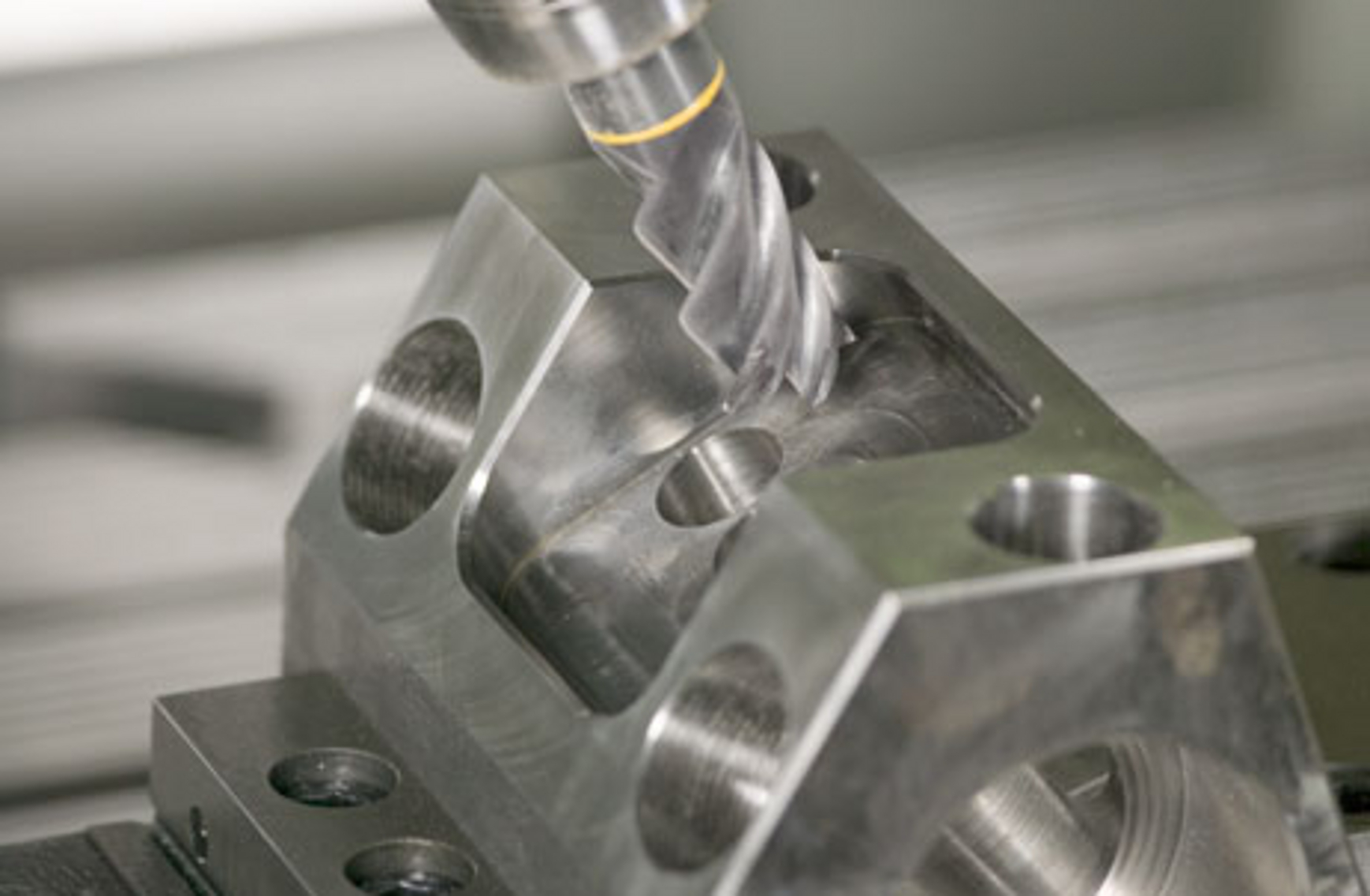 TNC 620 contouring control | HEIDENHAIN control